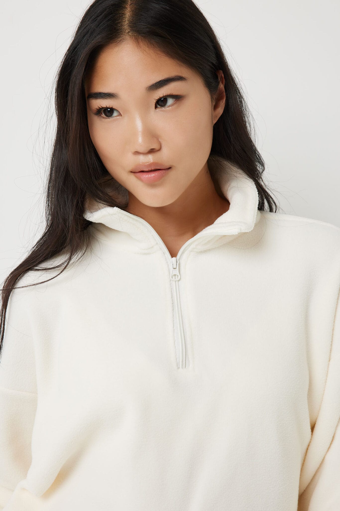 15 Best Aritzia Dupes You Will Love - The Decor Forum