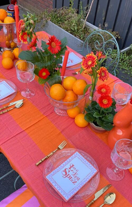25 Small Apartment Summer Party Ideas Everyone Will Want to Copy - The ...